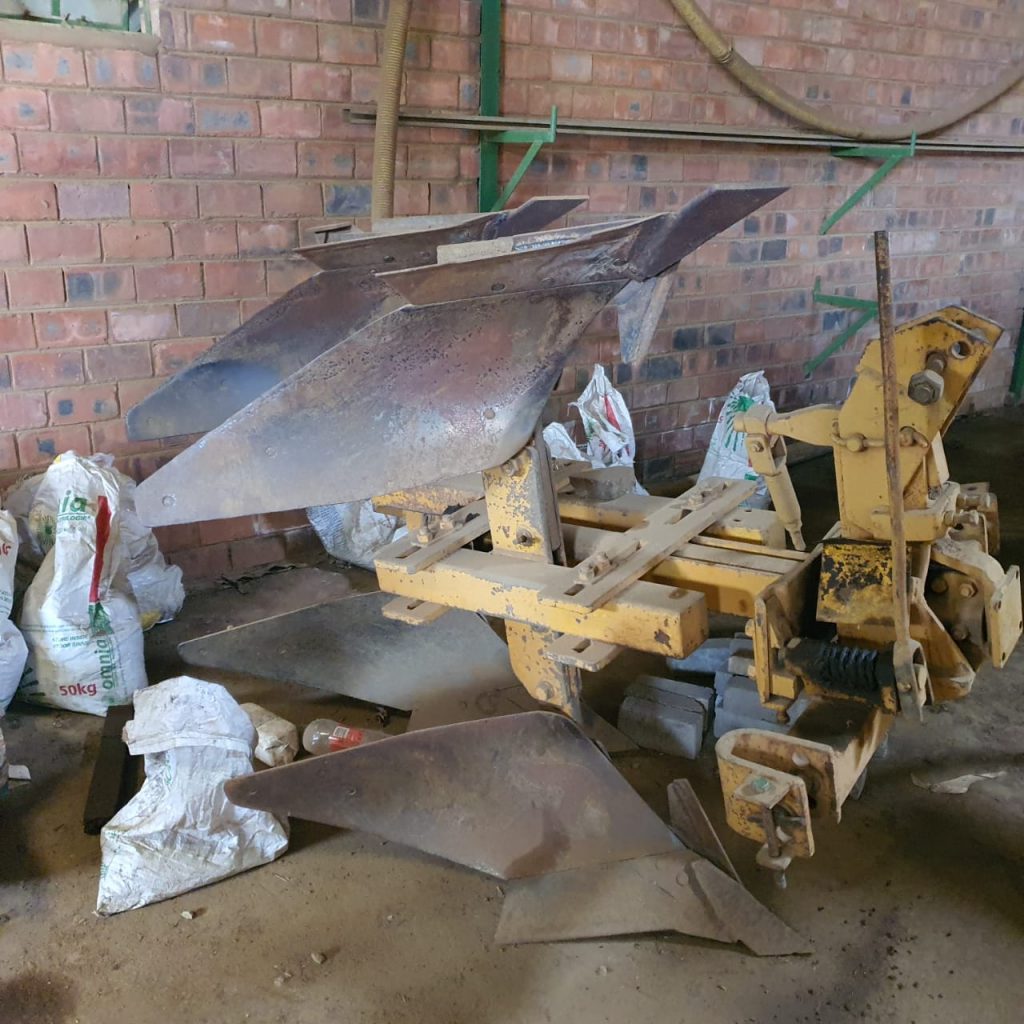 2 Furrow Reversible Plough - Butch Pike Sales