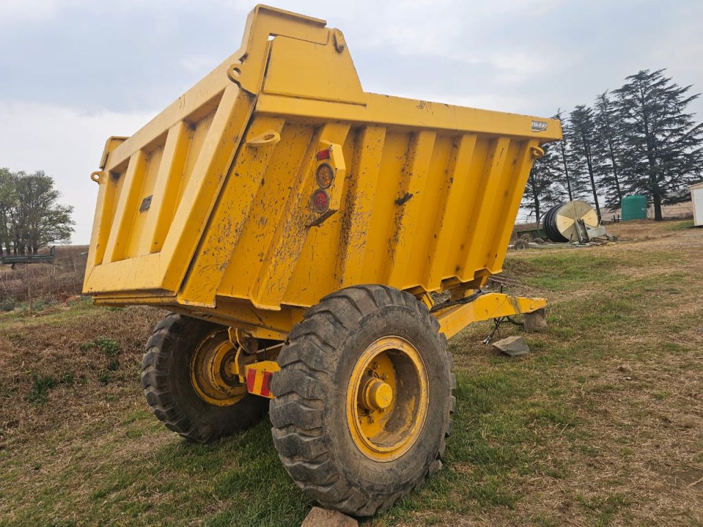 7m Rock Trailer - Butch Pike Sales