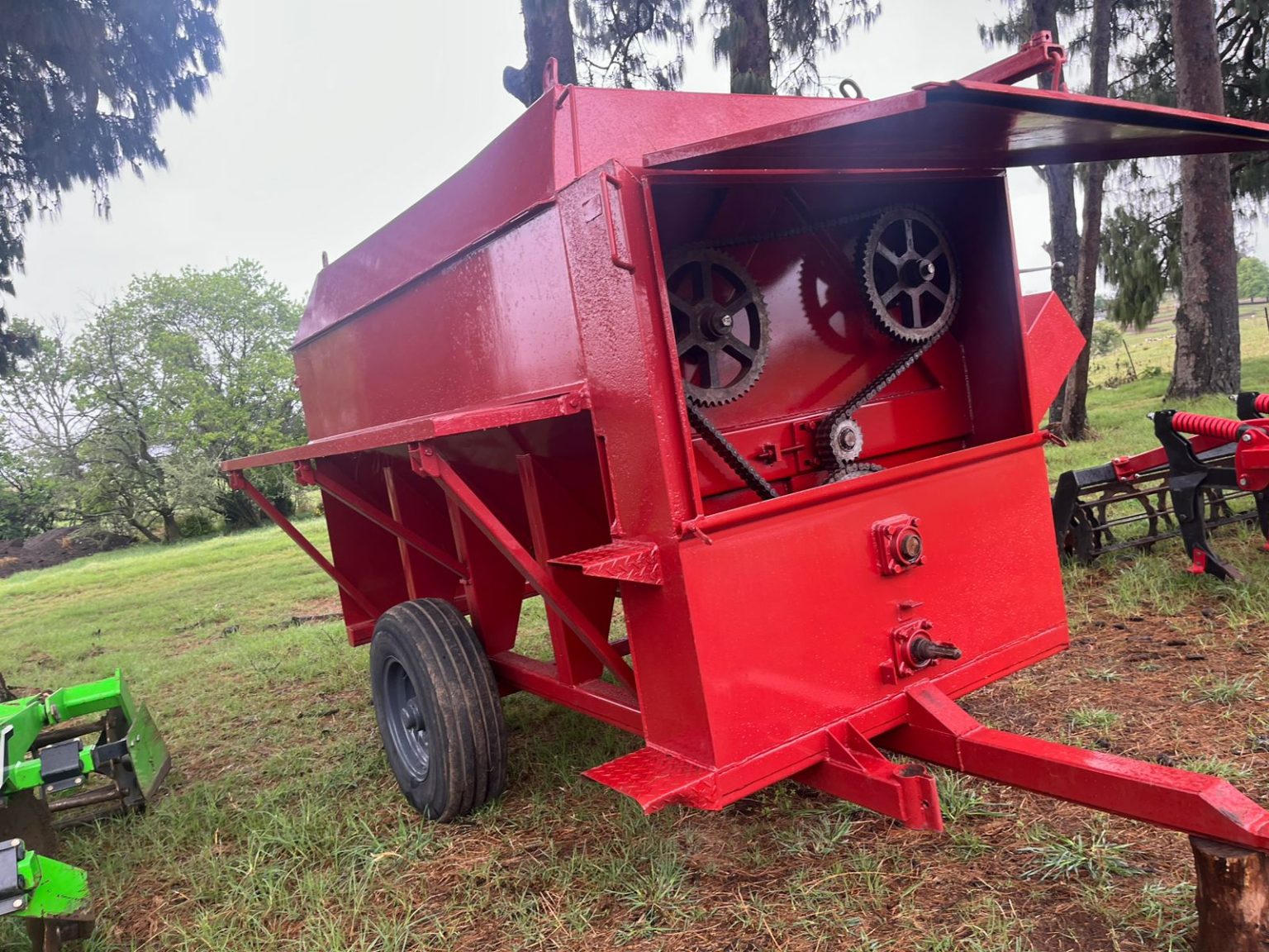 Feed Mixer - Butch Pike Sales